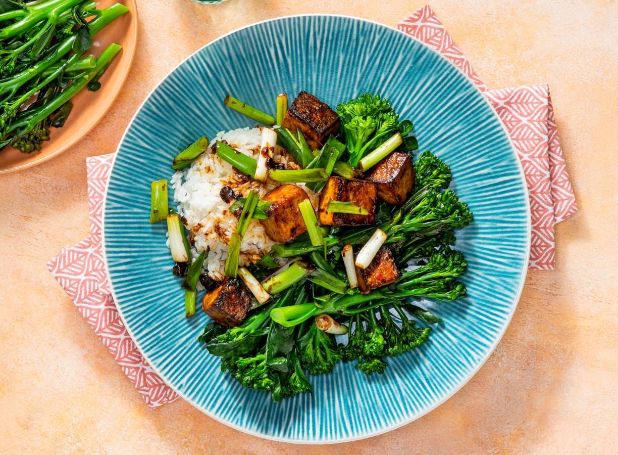 Baby-paksoi met wokpaddenstoelen & biefstuk in zwartebonensaus. recept ...