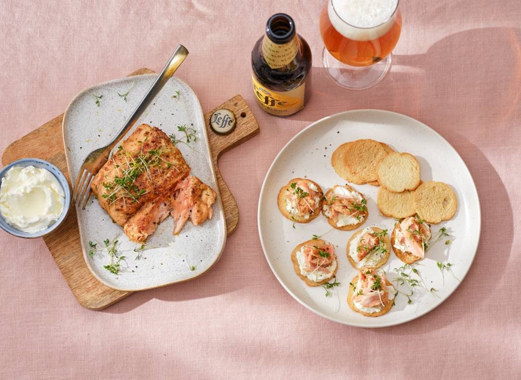 Toastje met zalm gemarineerd in bier recept - Allerhande | Albert Heijn