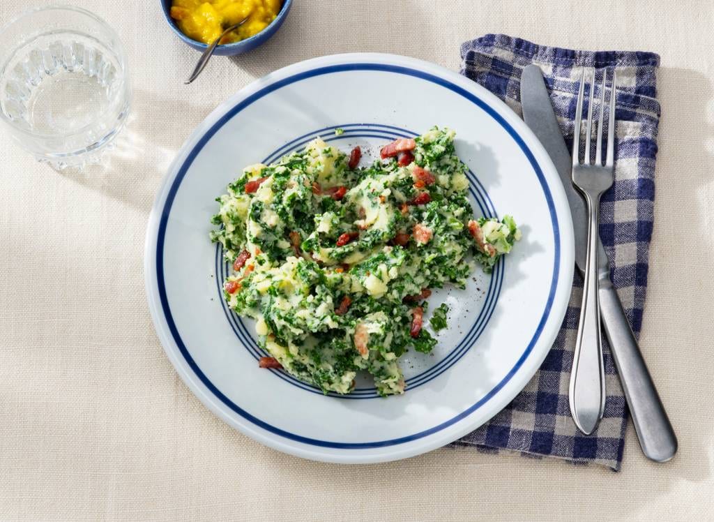 Boerenkoolstamppot met spekjes recept - Allerhande | Albert Heijn