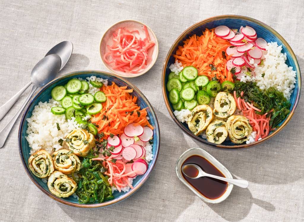 Rijstbowl met nori-omelet recept - Allerhande | Albert Heijn