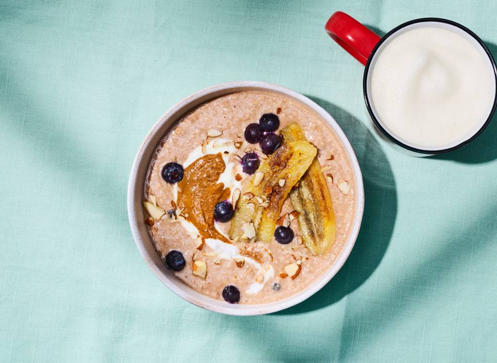 Overnight oats met banaan en blauwe bessen recept - Allerhande | Albert ...