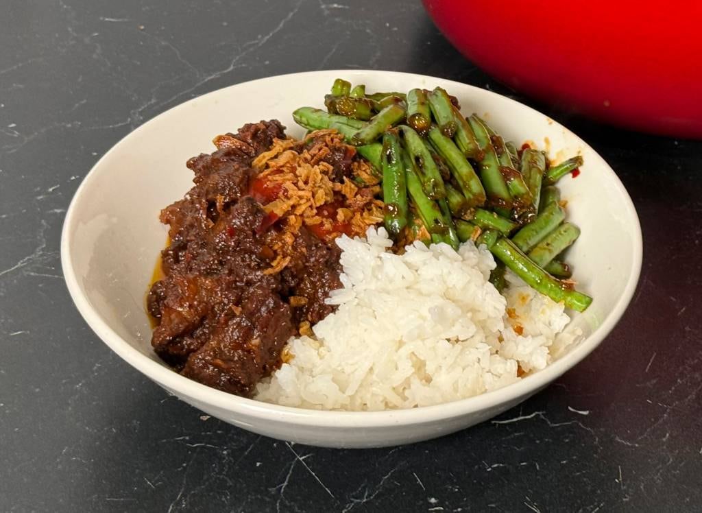 Runderstoof met ketjap en kokos van LekkerSeb recept - Allerhande ...